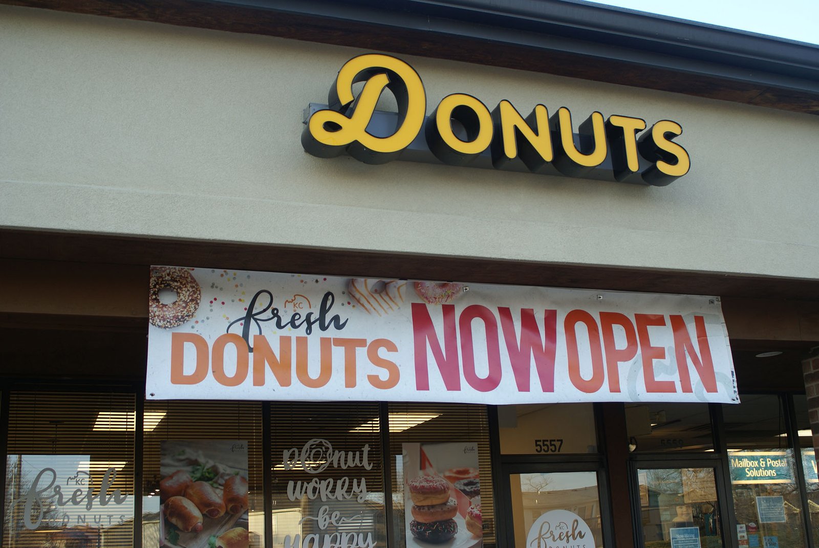 Fresh Donuts - Barry Road | 3F30 Architects